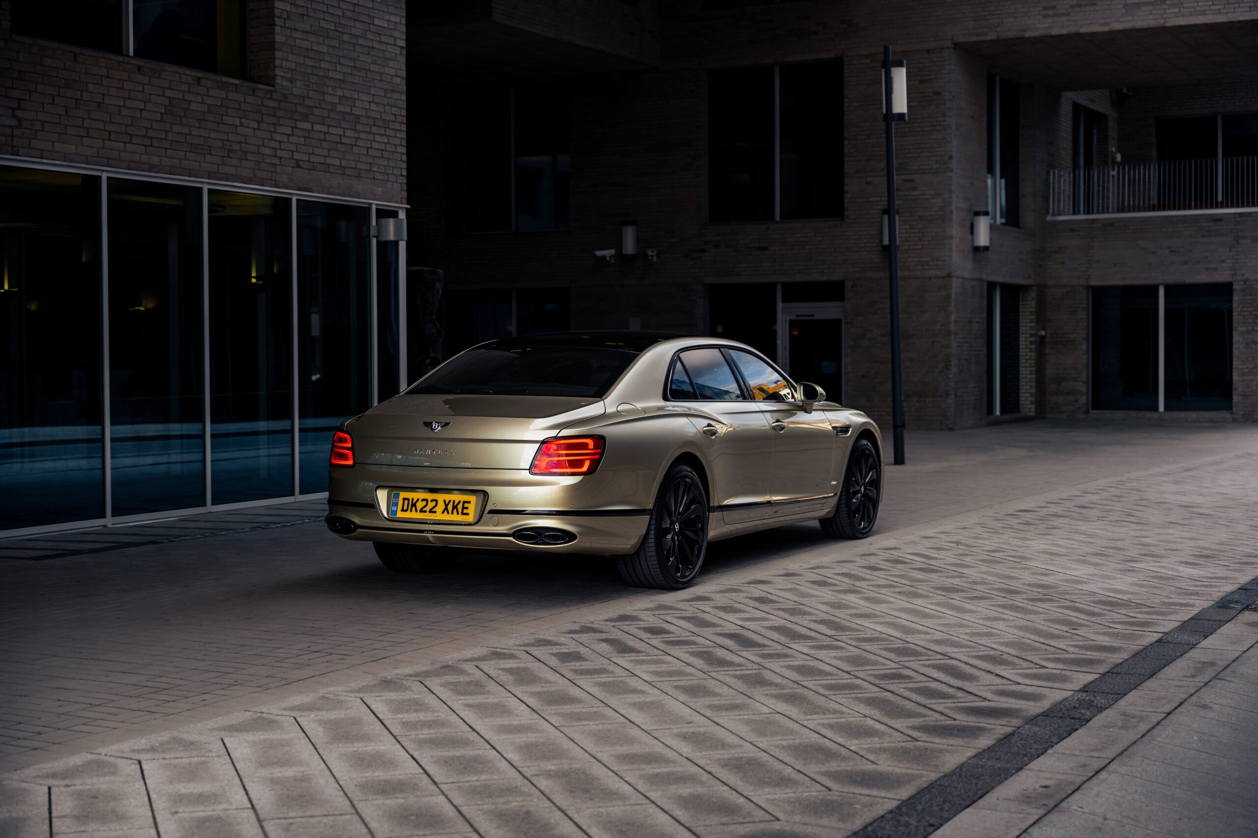 Bentley Namai Vilniuje